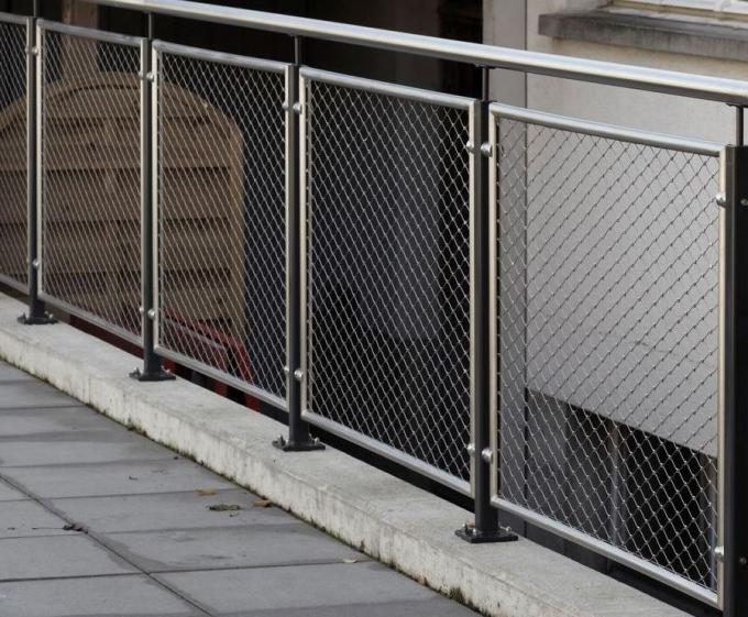 Balustrade / Railing Wire Mesh , Stainless Steel Cable Netting Wire Mesh